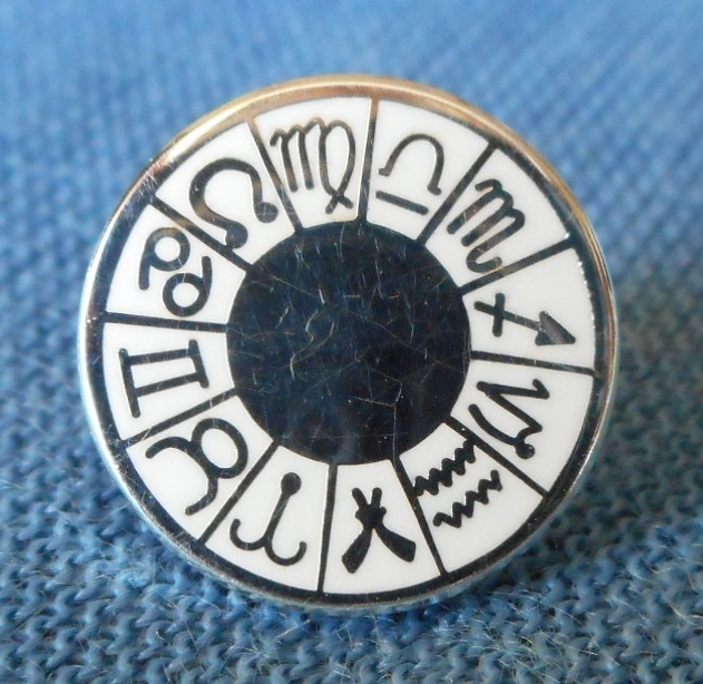 Associate of The Inner Magic Circle pin - The Davenport Collection